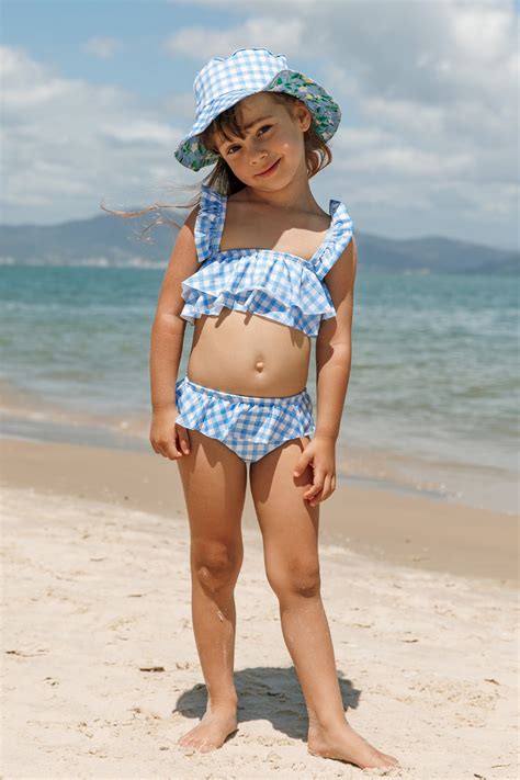 Coleção De Moda Infantil Feminina Lili Sampedro Moda Praia Brasileira