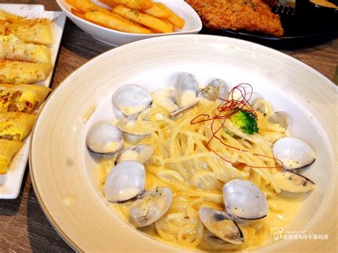 桃園市桃園區美食推薦【mr Leo Brunch 里歐歐式早餐】平價早午餐│餐點選項多│不限用餐時間 灰熊爸and四千金的窩