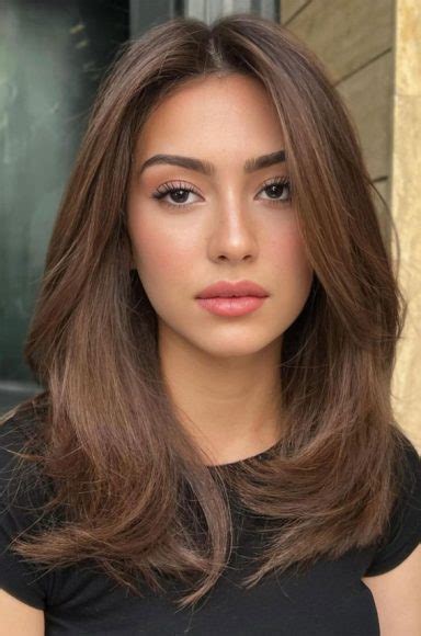 30 Flowing Long Layered Haircuts In 2024 Chestnut Brown Mid Length