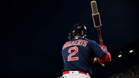 Former Red Sox Coach Slams Team After Botched Negotiations With Xander