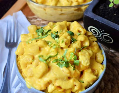 Homemade Creamy Macaroni And Cheese Recipe