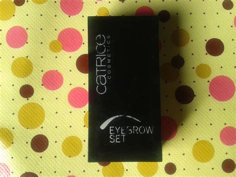 VIVA DA MORIRE: CATRICE - EYEBROW SET