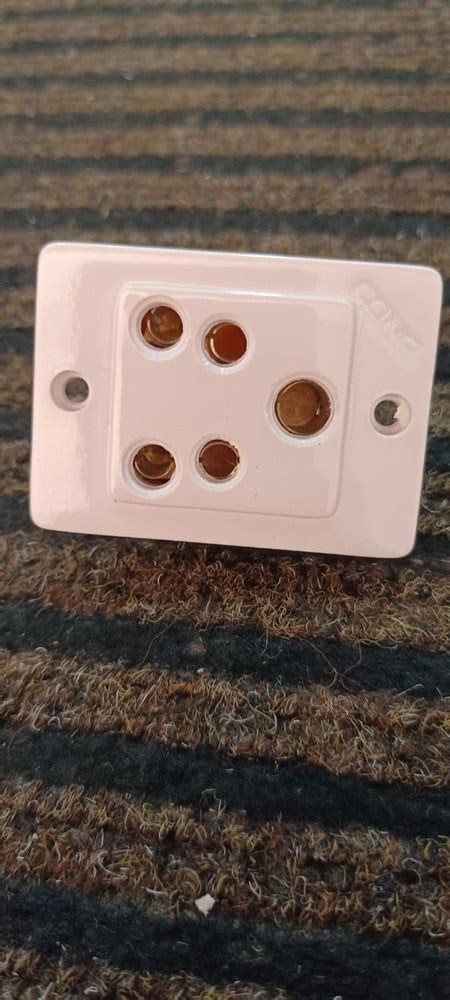 Luxury 6a Cona Gold Range Socket 1m 1 Way At Rs 6piece In Sitamarhi Id 26532633262
