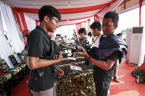 Menyambut HUT Ke 79 TNI Gelar Pameran Alutsista Di Monas