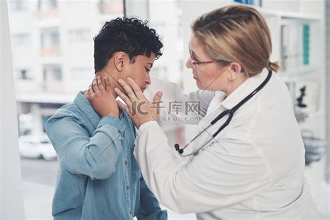 这是最痛的地方吗？高清摄影大图 千库网