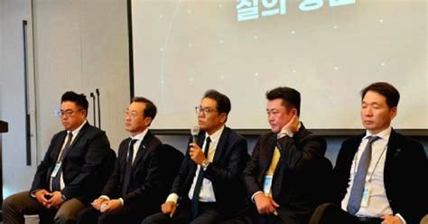 기업맞춤 Ai 플랫폼 도원결의… `ax얼라이언스` 출범