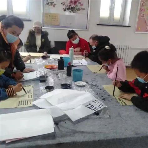 【学雷锋活动月】传承红色基因 向阳街道星光社区新时代文明实践站助学支教志愿服务队在行动书法绘画星光社区