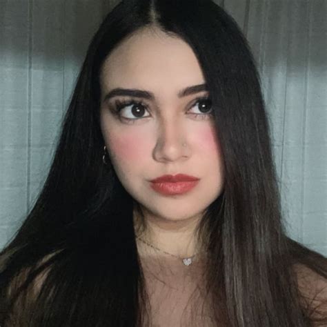 Glen Glendabaez On Threads