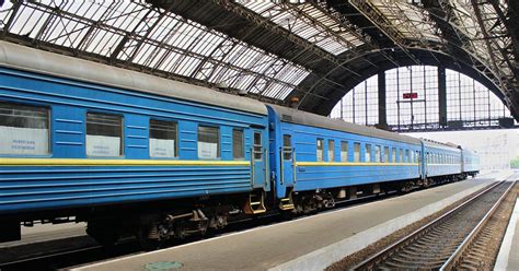 С кулерами и видеонаблюдением Укрзализныця показала обновленные