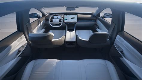 دونج فينج 007 في السوق المصري بمدى 650 كم وتصميم فاخر ذكي طرنك عالم السيارات بين يديك