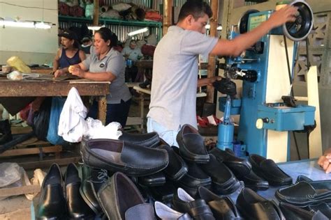 Empresas Del Sector Calzado Integran A Pequeños Talleres A Su Cadena De