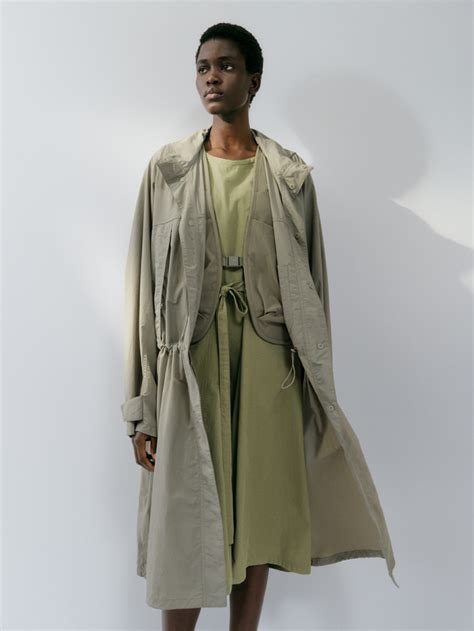 ช้อปลุคของ「ชุดกระโปรง ผ้า Seersucker 3way แขนสั้น、เสื้อยืด Airism กันยูวี Uv Protection แขนยาว