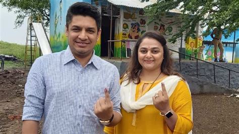 मतदानानंतर सत्यजित तांबे यांच्या पत्नी मैथिली यांची पहिली प्रतिक्रिया