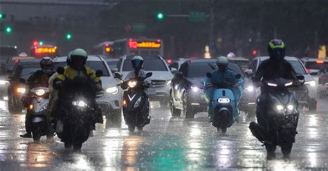 未來一週高溫約32至35度 中部以北17至18日午後防局部雷陣雨 生活 中央社 Cna