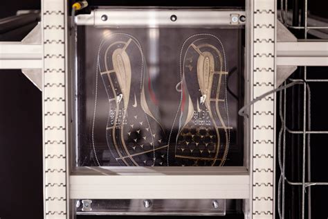 Virgil Abloh Opens Nikelab Pop Up In Chicago