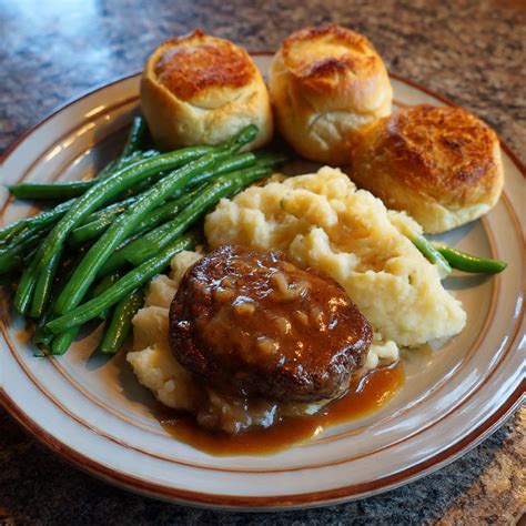 Southern Time To Make Some Dinner Making Banquet Salisbury Steak