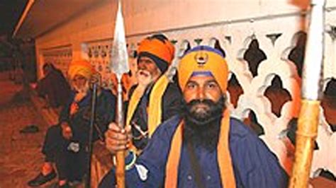 From Ram Ki Rasoi To Langar By Nihang Sikhs Ayodhya Devotees Getting