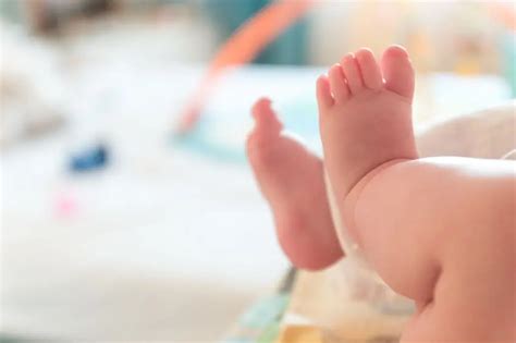 ¿es Normal Que A Mí Bebé Le Huelan Mal Los Pies Etapa Infantil