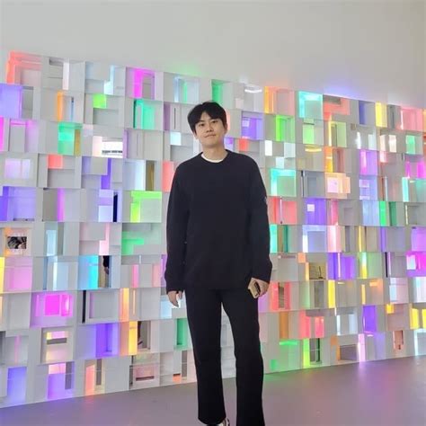 김민영 Min Yeong 1992 • Threads Say More