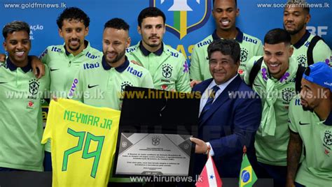 Neymar Jr Breaks Pelés All Time Scoring Record For Brazil Hiru News
