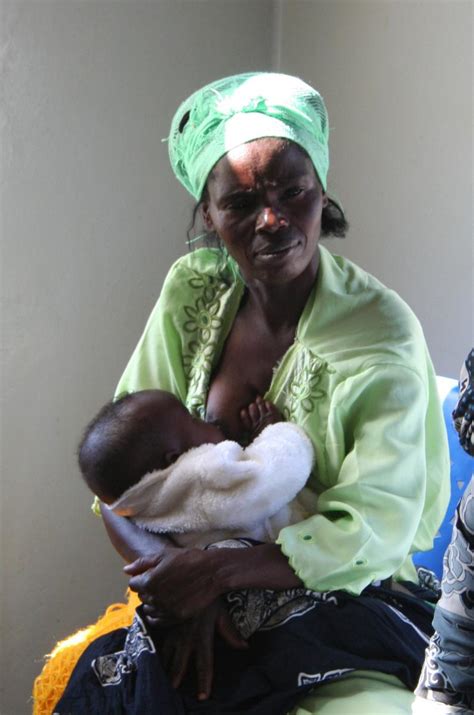 Pregnancy Awareness Safe Birth Kits Obstetric Care For Malawian Mothers