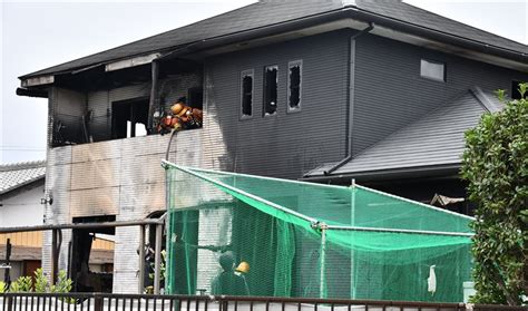 群馬・前橋市で住宅全焼 焼け跡から2人の遺体47news（よんななニュース）