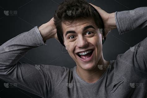 很高兴，很兴奋，伙计