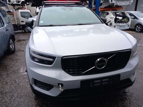 Volvo Xc40 D3 R Design Ano 2020 Viatura Para Peças Santa Maria Da Feira