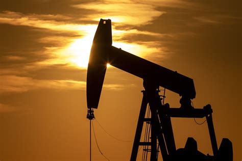 Oil Rises On Economic Recovery Hopes Weaker Us Dollar The Globe