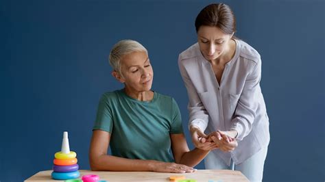 Early Signs And Treatment Of Parkinson Disease Onlymyhealth