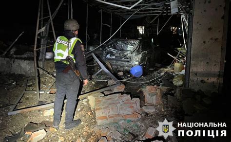 На Київщині внаслідок атаки пошкоджені будинки та автомобілі Вечірній Київ