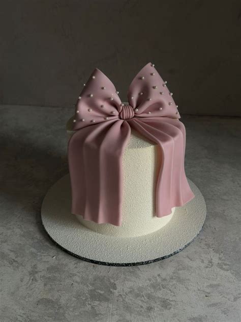 Торт Бант в 2025 г Розовые торты Тематические торты Дизайнерские торты