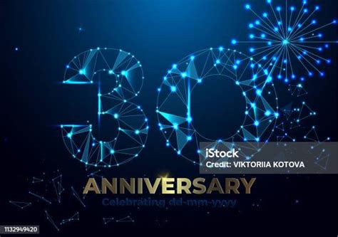 周年紀念30周年紀念日幾何多邊形周年問候橫幅黃金3d 數位慶祝30周年活動聚會海報範本向量煙花背景低多邊形向量圖形及更多事件圖片 Istock