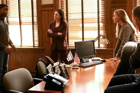 Chicago Pd Season 11 Episode 1 Review Unpacking Tv Fanatic
