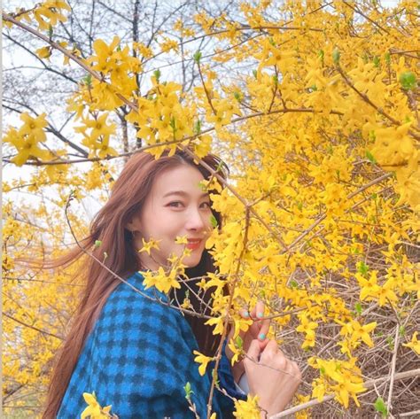 배우 유인영 인스타 연예이슈 수다방 네모판