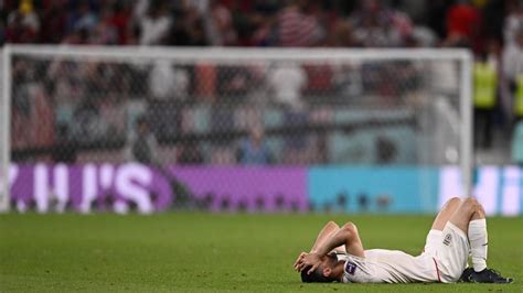 بين الفرح والحزن خروج منتخب ايران من كأس العالم يثير مشاعر متفاوتة