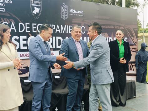 Revisa Segob con Arzobispo rutas para construir la paz en Michoacán
