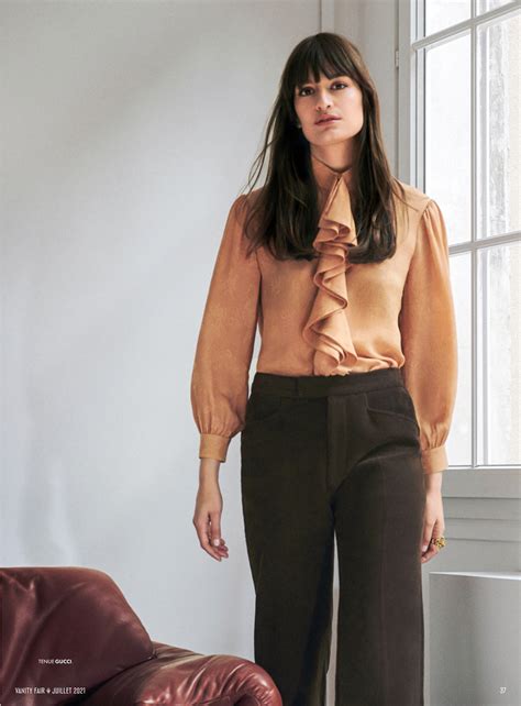 Clara Luciani Nue Photos Biographie News De Stars Les Stars Nues