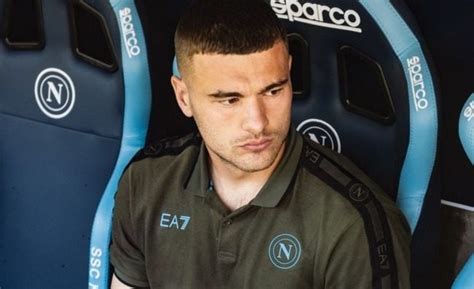 Napoli Cagliari La Decisione Di Conte Su Buongiorno Jesus E Lobotka