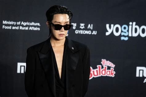 J Hope Of Bts To Begin Mandatory South Korean Military Service Ibtimes