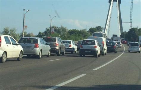 Traficul Continua Sa Fie Intens Pe Autostrada A2 Si Aglomerat Intre