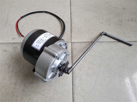 低速手摇发电机80转12v36伏350瓦永磁脚踏风力水力大功率电瓶充电虎窝淘