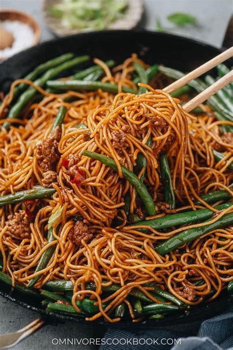 Green Bean Noodles 豆角焖面 Omnivores Cookbook
