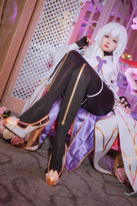 Fgo Merlin Prototype Cosplay By Arty Huang Comes With Magical Oshiri Sankaku Complex