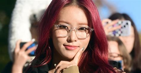 [포토] 위클리 먼데이 심쿵 눈맞춤