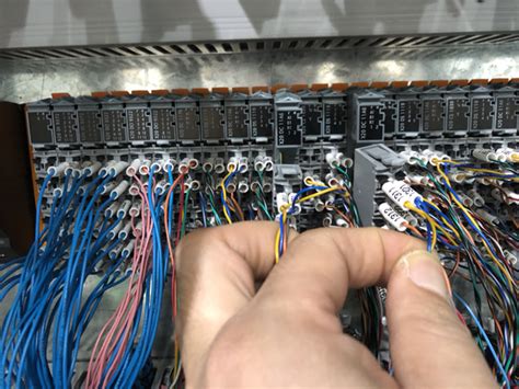 기계 수리 Machinemaintanence Parts Repair Service 다온엠디에스 스프링기계 와이어 벤딩 기계 멀티 포밍 기계 비전