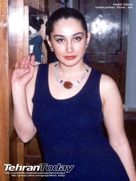 8 Hot Sexy Hedieh Tehrani Bikini Pics