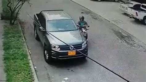 En Calles De Colombia Matan A Ladrón Que Iba En Moto N