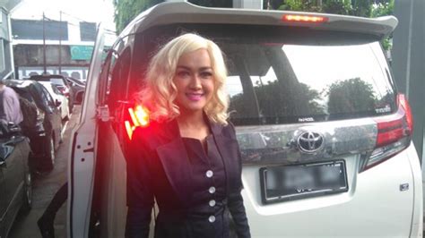 Julia Perez Sudah Tak Marah Pada Gaston Tidak Masalah Jika Ingin Bertemu Tribunnews Com