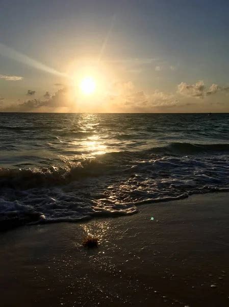 Fotos De Nascer Do Sol Na Praia Imagens De Nascer Do Sol Na Praia Sem